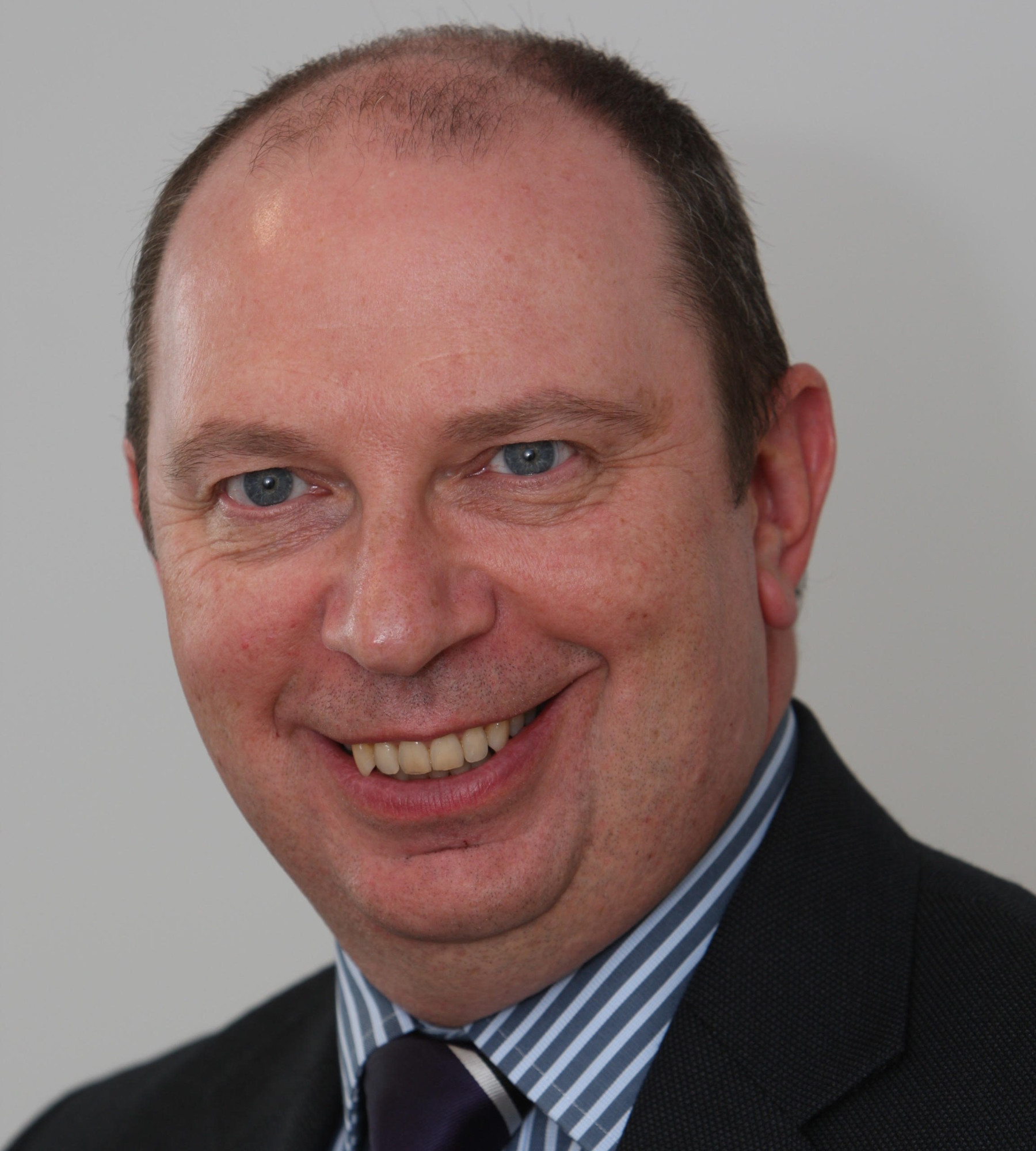 Dr Neil Murray - Renewvax